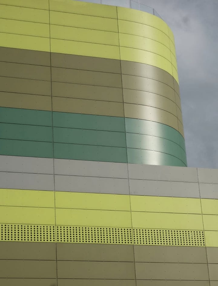 Can You Use HPL Panels in a Curved Design?